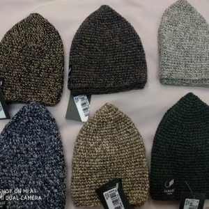 Merk Peci Rajut Terbaik yang Modern Nan Kekinian